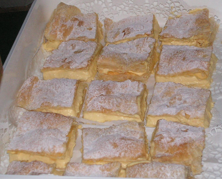 Cremeschnitte, cream filled pastry