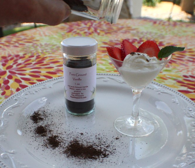 Vanilla Beans, Vanilla powder, Vanilla Extract kit